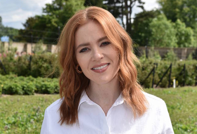 Angela Scanlon lands exciting new tv role with a difference - VIP Magazine