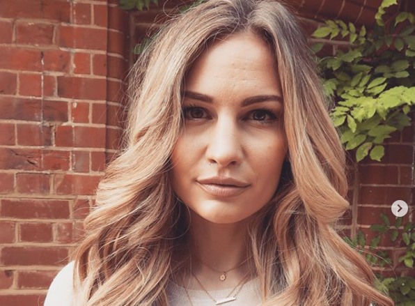 Anna Saccone faces backlash for pic of her son in a dress - VIP Magazine