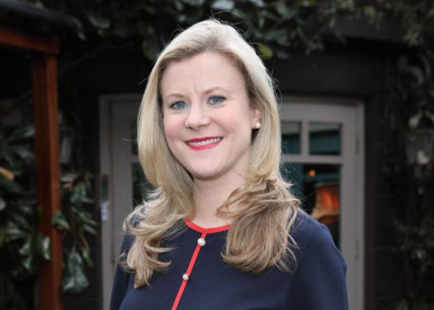 Nuala Carey pays emotional tribute to her dad as he is laid to rest ...