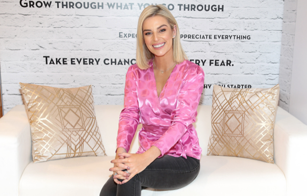 Pippa O'Connor shows off unique new hair colour in stunning ...