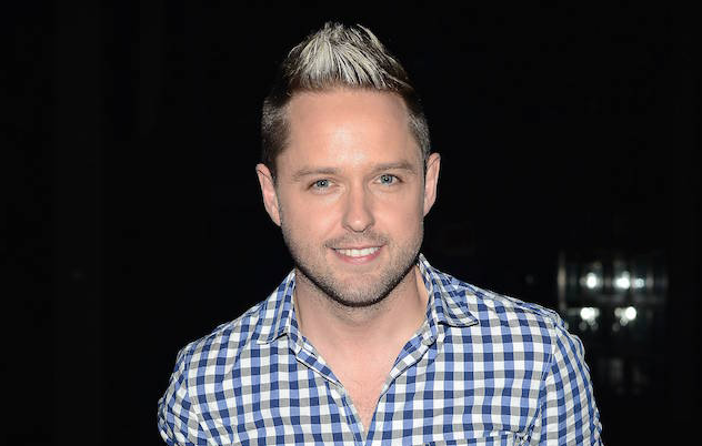Derek Ryan shares emotional tribute to late mum on her first ... Derek Ryan shares emotional tribute to late mum on her first ...