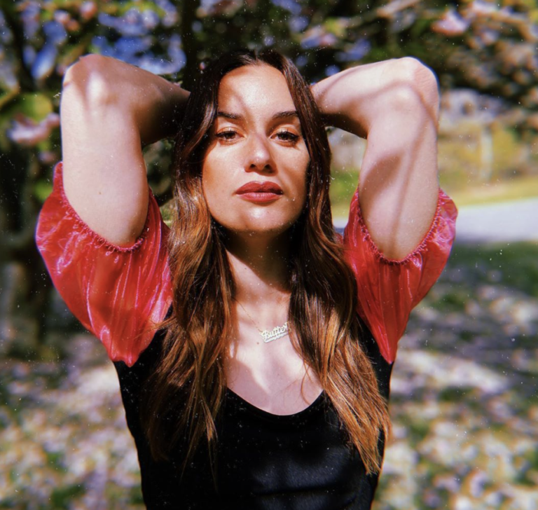 Hannah Berner opens up about her relationship with Des Bishop - VIP ...