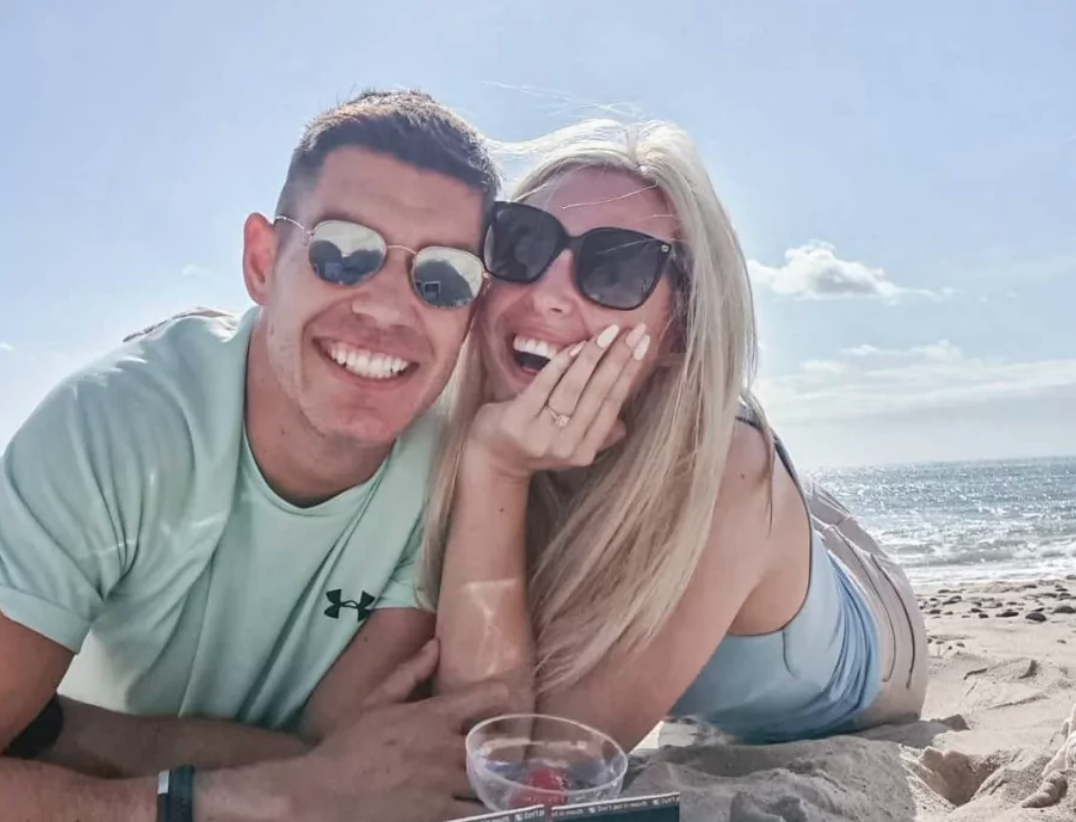 Ryan Andews proposes to long-term girlfriend Michaela O'Neill - VIP ...